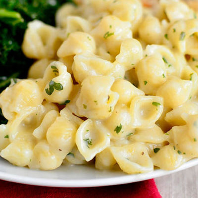 Creamy Garlic Shells - Easy and Satisfying