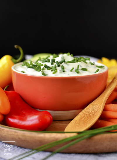 Sour Cream and Chive Dip - Easy Chip and Vegetable Dip
